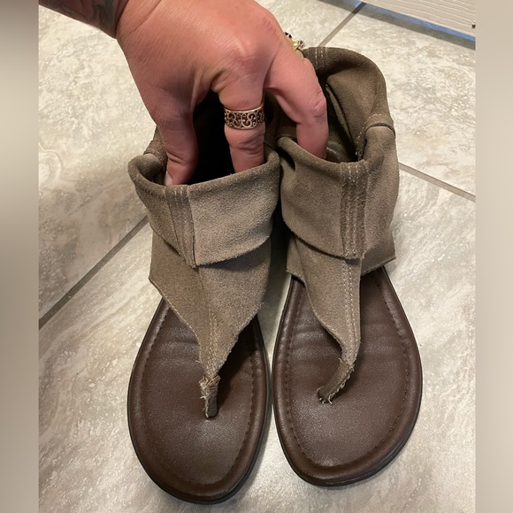 bp | Shoes | Bp Sandals Size 8 Thick Leather Fold Down Design With ...